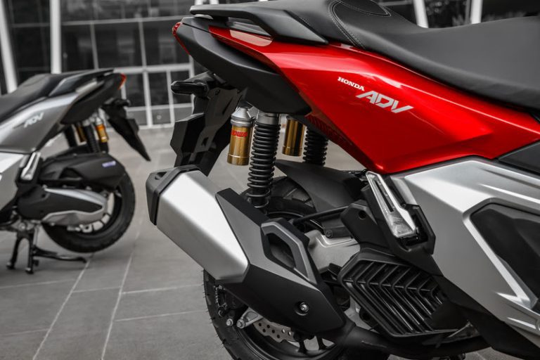 Honda ADV 160 2025: nova geração traz motor mais potente, além de ampla ...