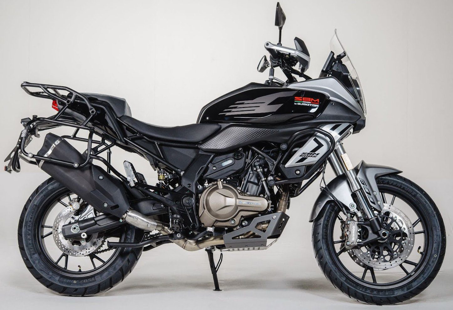SBM 600T: a Big Trail que une aventura, conforto e potência em perfeito ...